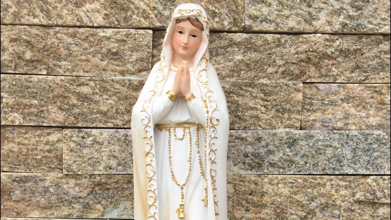 Beatriz "Voz de Ángel", "Ave María de Fátima" / Fiesta de la Virgen de ...