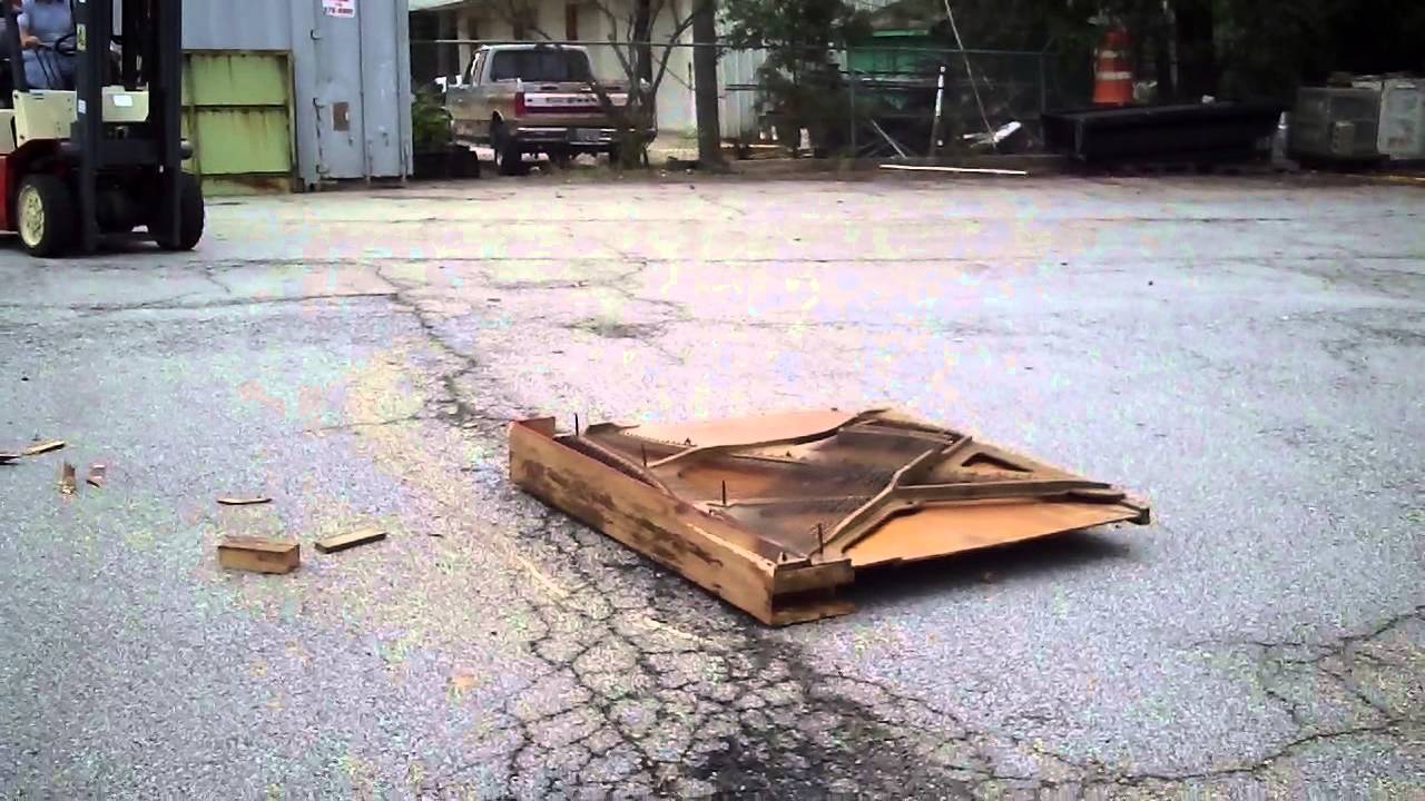 Piano crash .. zero .piano moving skill explained - YouTube