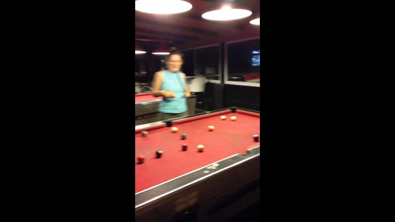 Killer pool player - YouTube