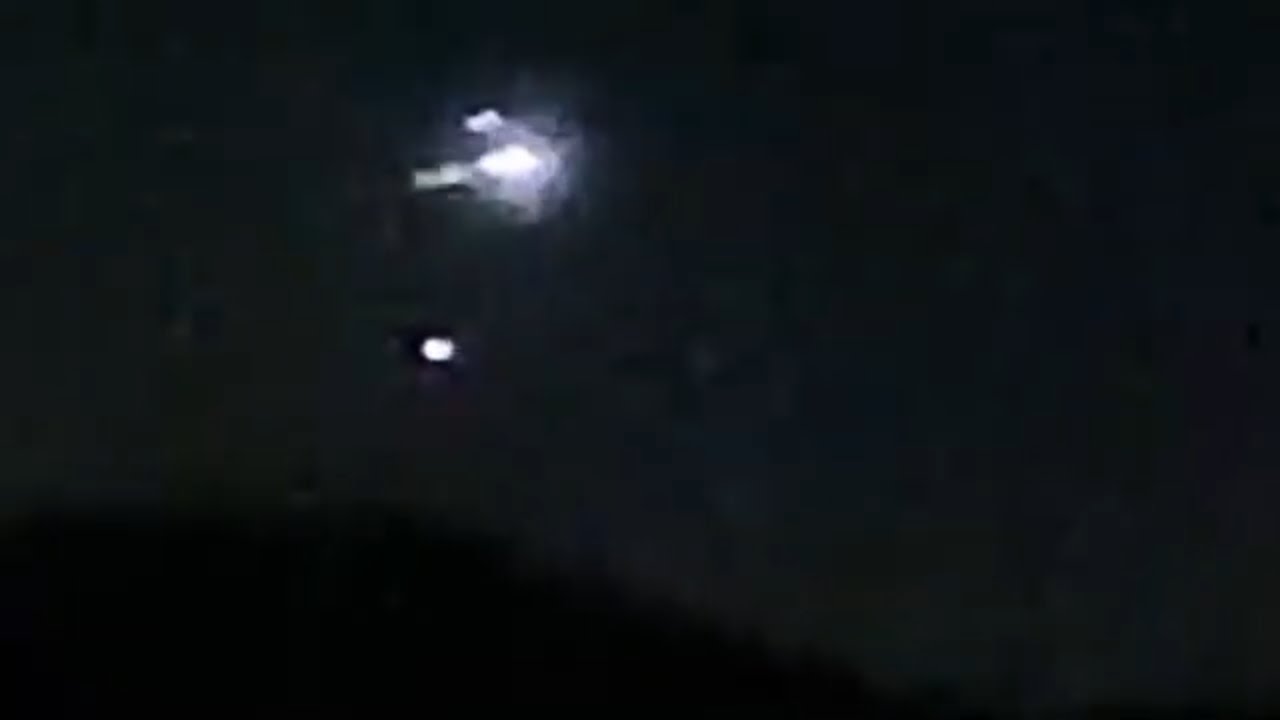 UFO Sighted Over Wellington, New Zealand ( July 14, 2021 ) - YouTube