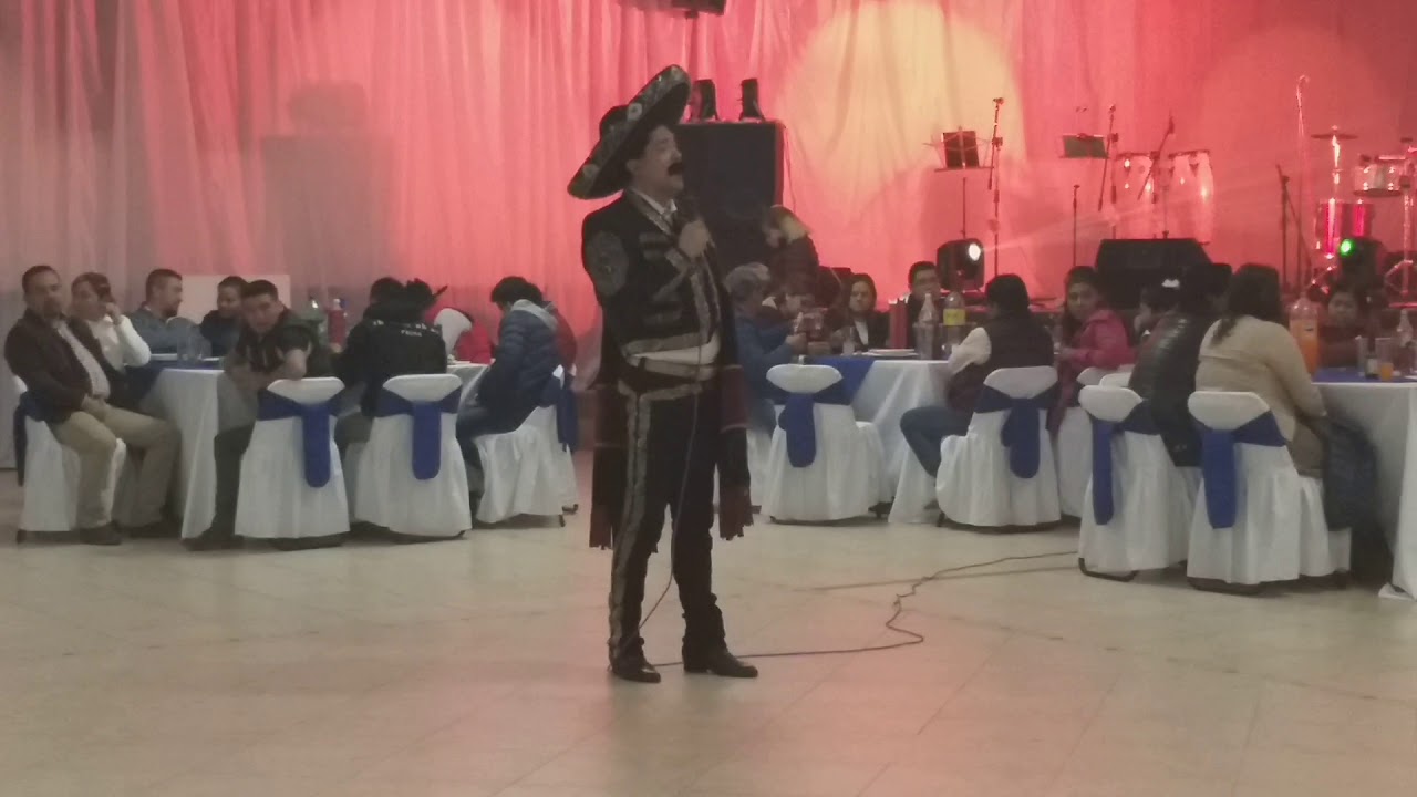 jorge-negrete-impresiona-al-cantar-en-vivo-ojos-tapatios-a-trav-s-del