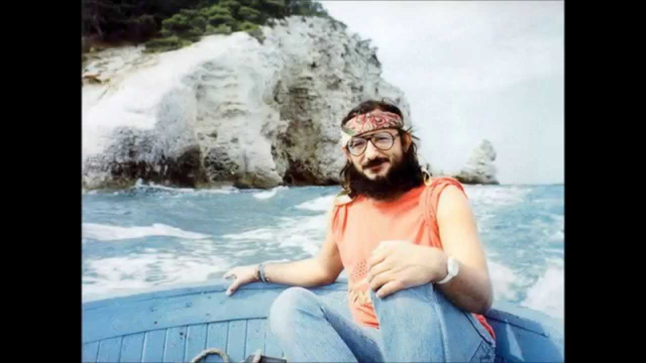 Nomadi..... L'uomo di monaco... Augusto Daolio.... - YouTube