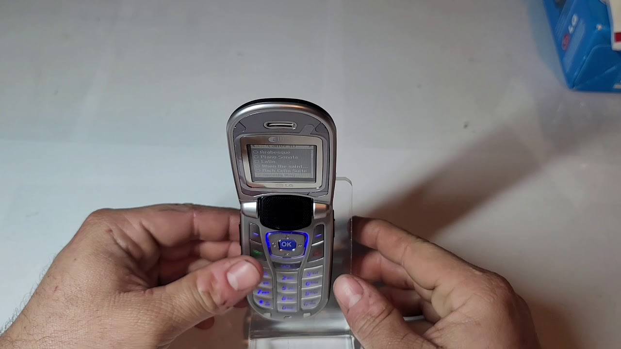 Alltel Wireless LG AX390 Unboxing & Review - YouTube