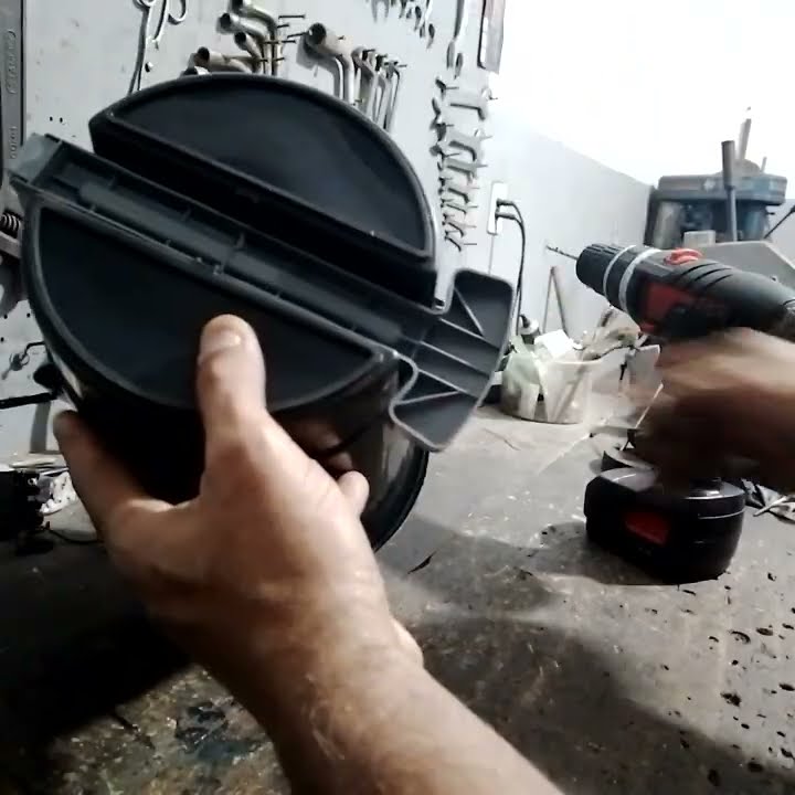 consertando a lixeira - YouTube