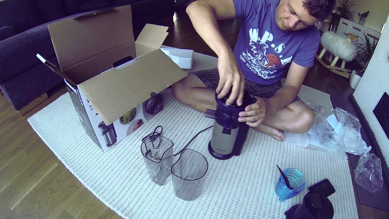 Unboxing Panasonic MJ-L500 Slow Juicer - YouTube