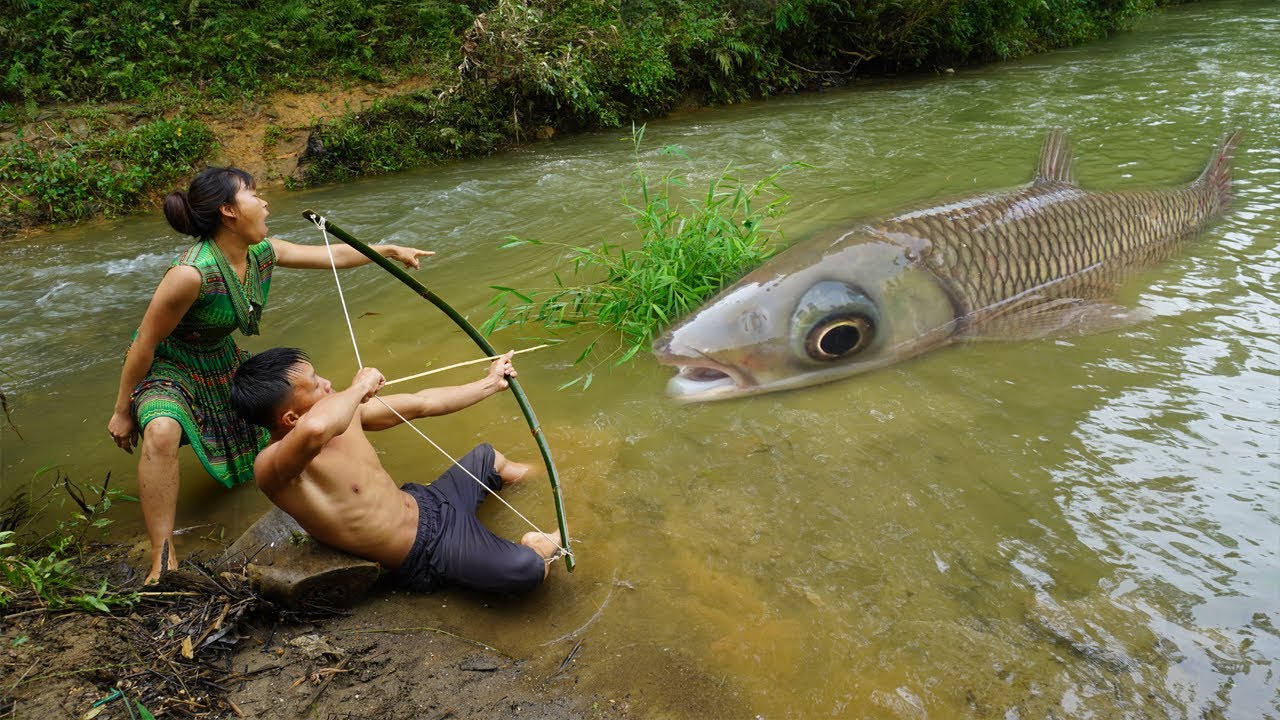 Survival Skills - Fishing Exciting Use Bamboo Archery Find Catch Big ...