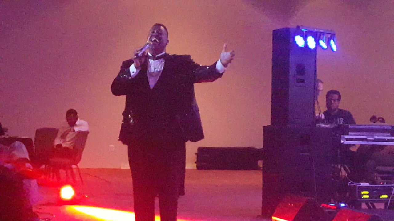 Luther Re-Lives show featuring William Wardlaw singing "Don't You ...