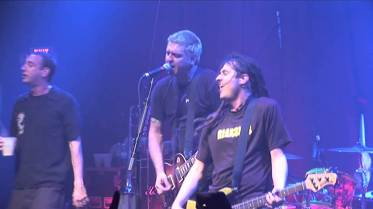 Less Than Jake - Pezcore (Live DVD) - YouTube