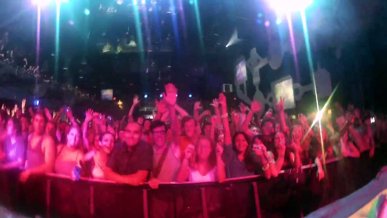 M83 live in Philadelphia - YouTube