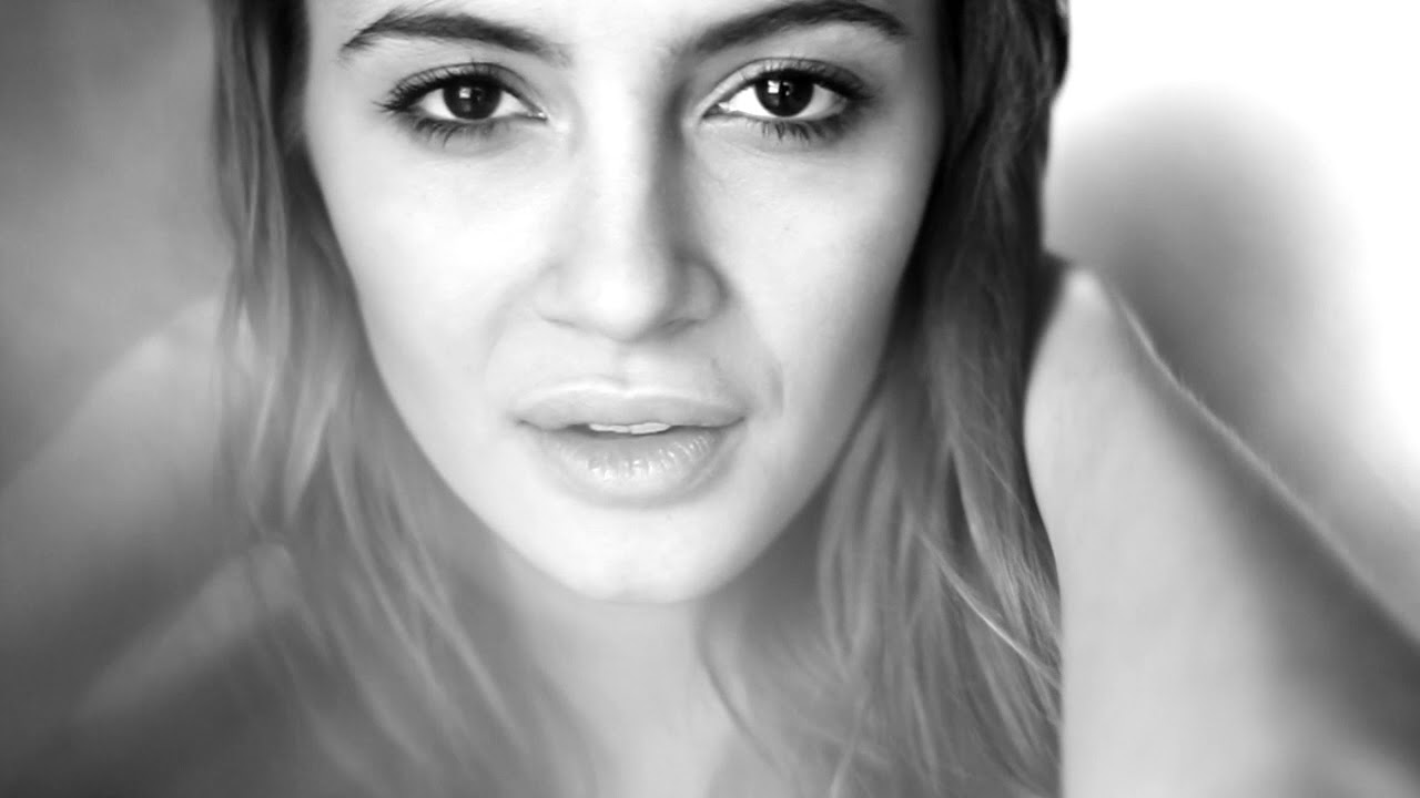 MODEL INTERVIEW: RED HOT POLISH GODDESS LUDWIKA CICHECKA - YouTube