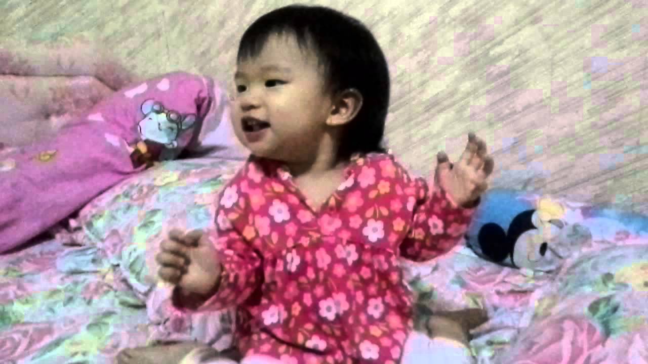 Mika the magical baby: GOYANG MIKAAA!!! - YouTube