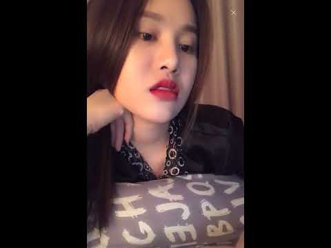 girl xinh live stream bi lo hang