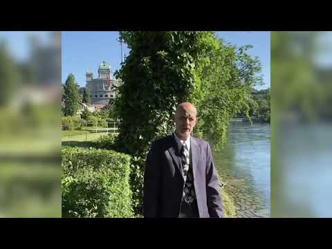 «Mr. Corona» im Marzili in Bern in die Aare. «Mister Daniel Koch