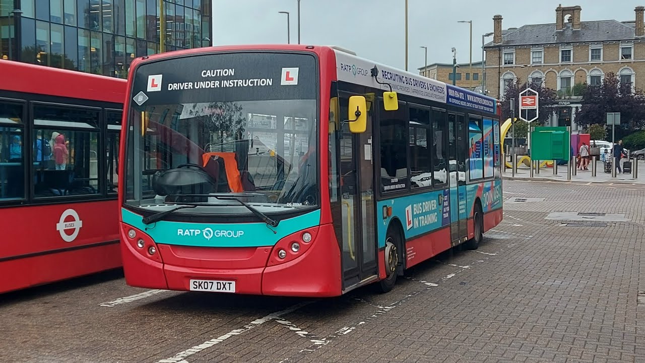 RATP Training Enviro 200 Tour (SK07 DXT) - YouTube