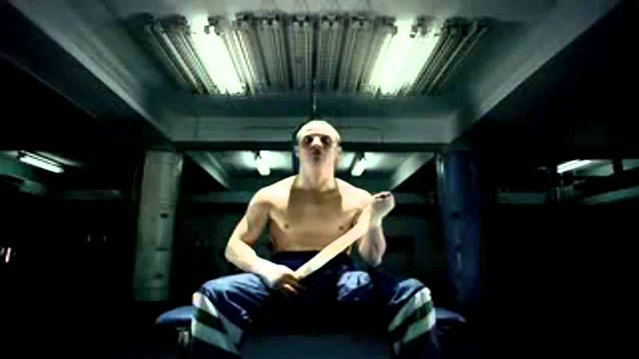 Sedam i po - Gnev - YouTube