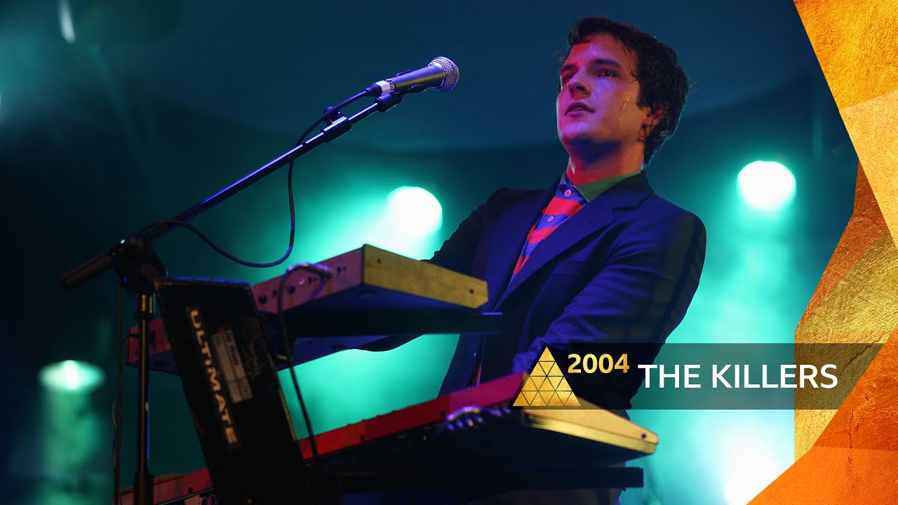 The Killers - Mr Brightside (Glastonbury 2004) - YouTube