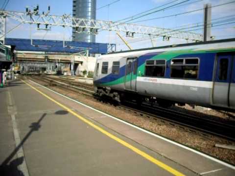Class 321 NXEA Stratford Station SDC13502.AVI - YouTube