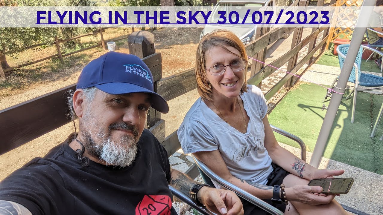 FLYING IN THE SKY ROCCA MASSIMA 30 LUGLIO 2023 - YouTube