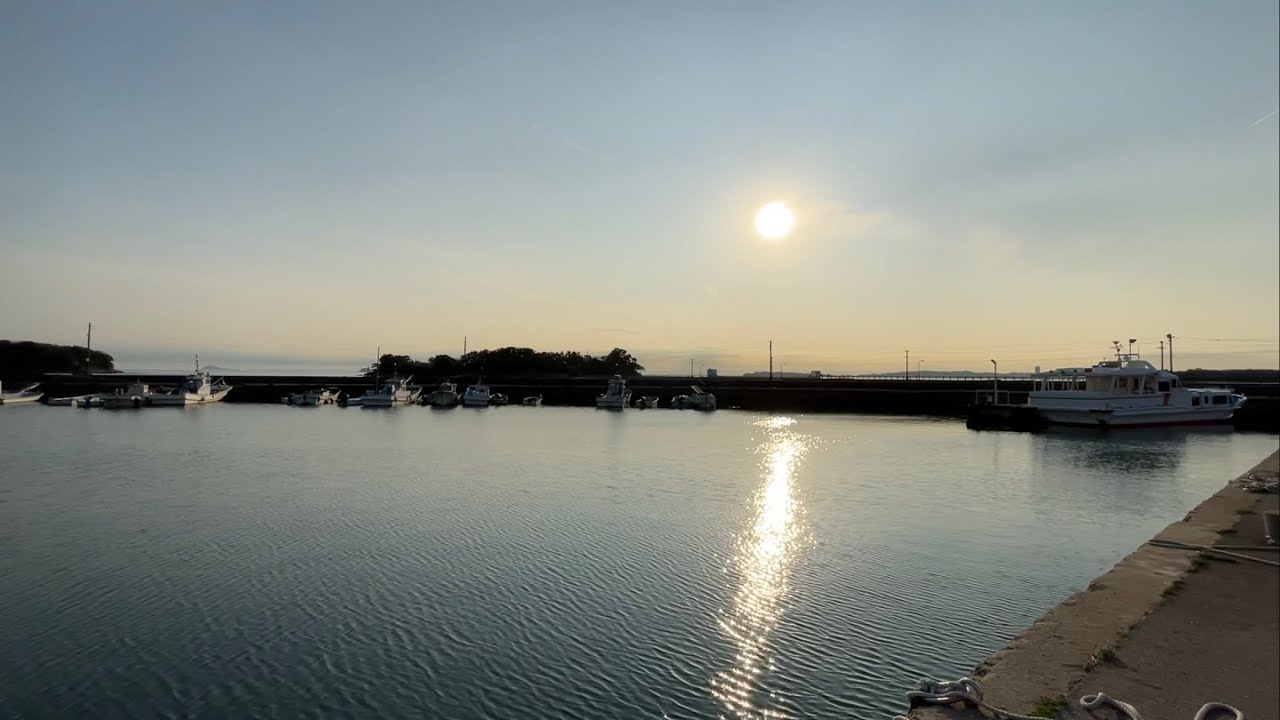Japan's Beautiful Fishing Ports: Everyday Life on a Remote Island Full ...
