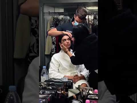 dua lipa sitting still looking pretty - YouTube