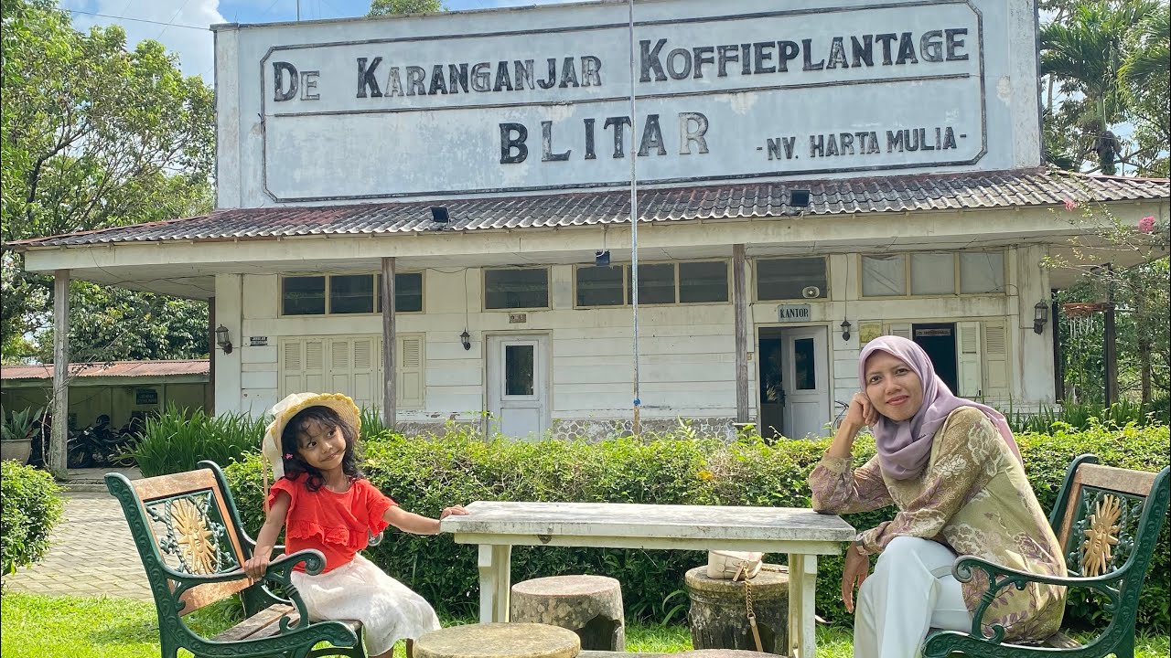 CAFE KEBUN KOPI KARANGANYAR BLITAR - YouTube
