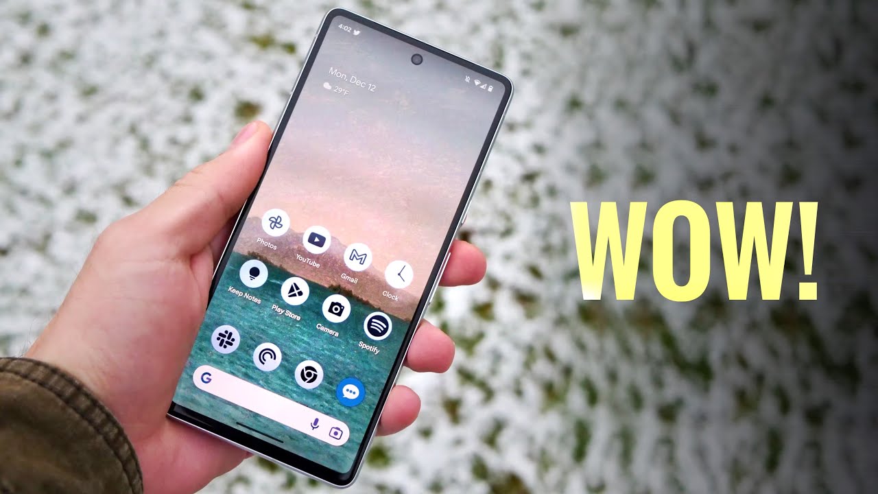 Google Pixel 8 Pro - FIRST HANDS-ON! - YouTube