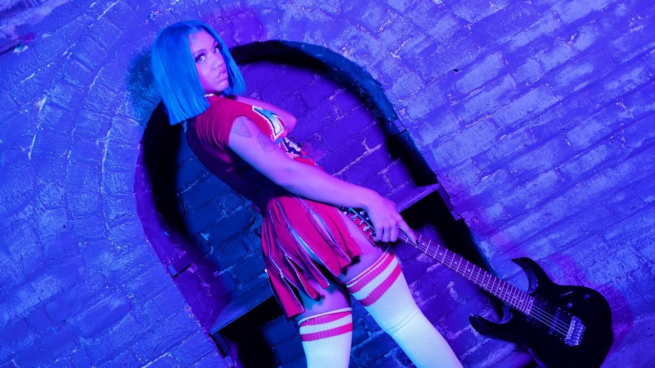 Bonni Drip aka Raven Miller Sets The Record Straight, Nip Slip, Fear ...