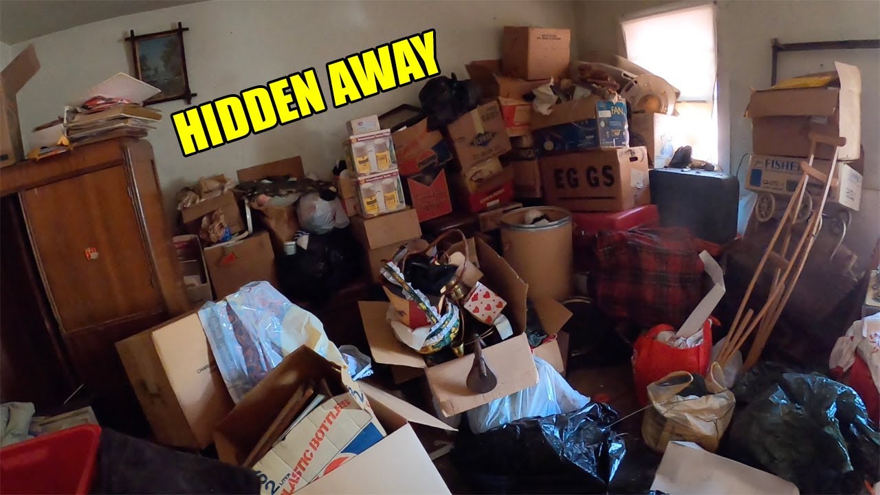HOARDER HOUSE CLEANOUT - Found THIS Hidden In Attic! - YouTube