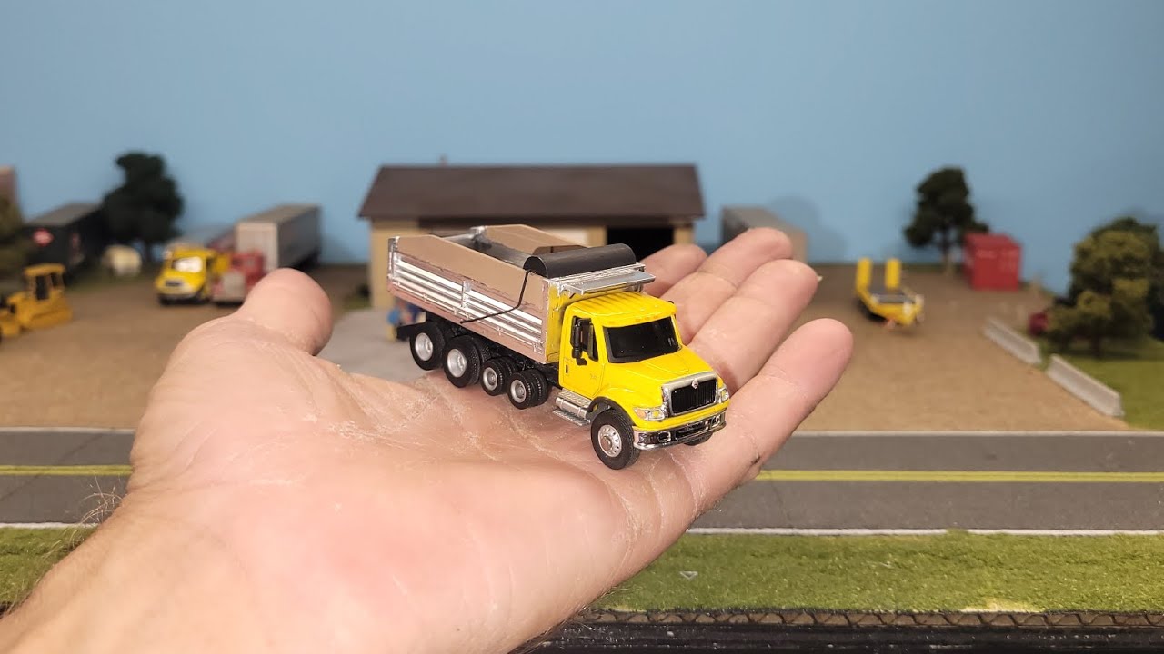 Micro 1/87 scale RC Trucks. Dump truck - YouTube