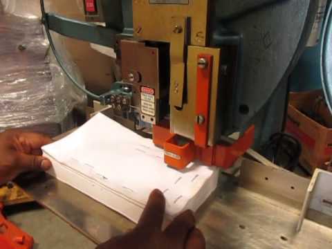 INTERLAKE ONE HEAD STITCHER, SADDLE & FLAT STITCH- UP TO 2-1/2” - YouTube