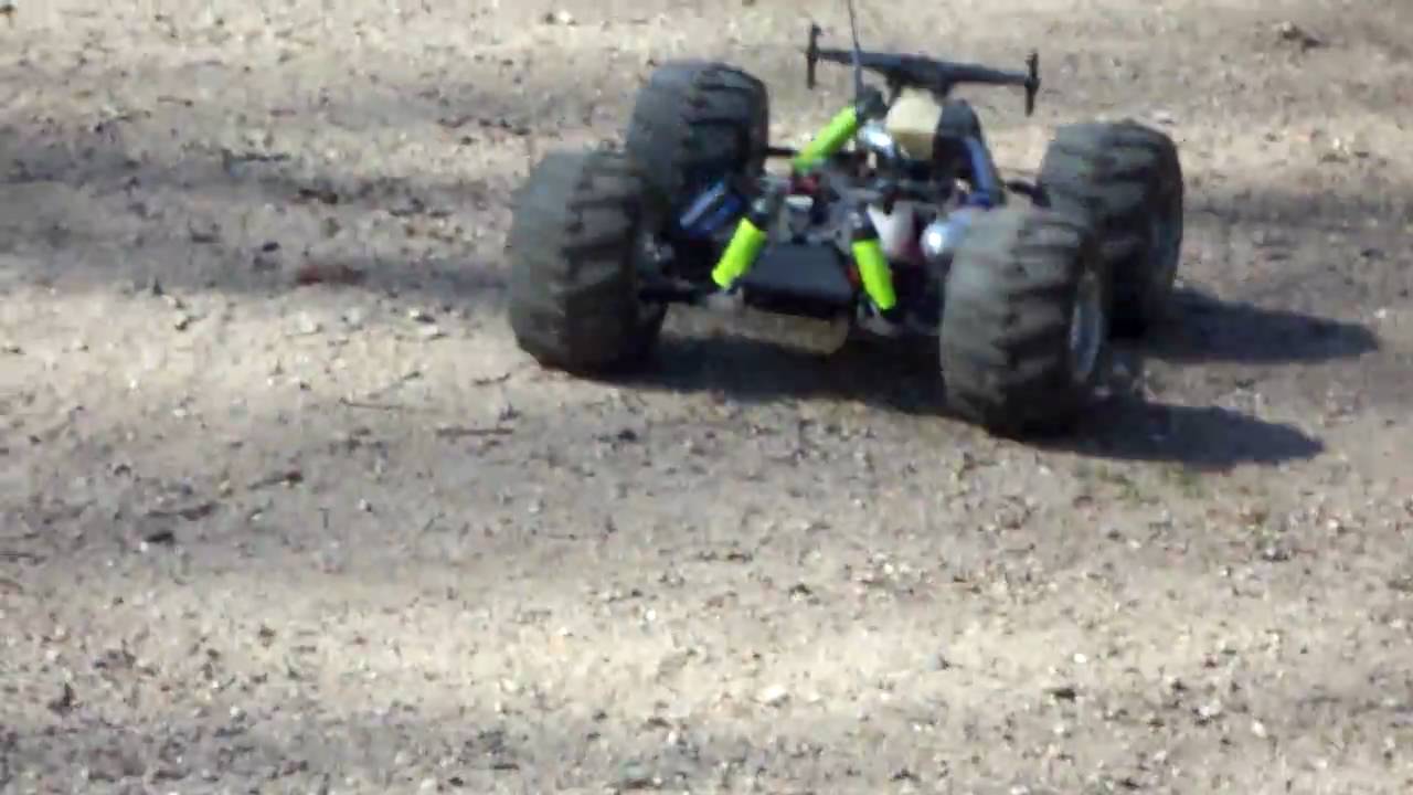 Thunder tiger EK4 - YouTube