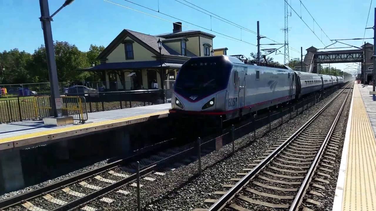 Amtrak SC-44 Charger Test Train & More Awesome Horn Blasts from ...