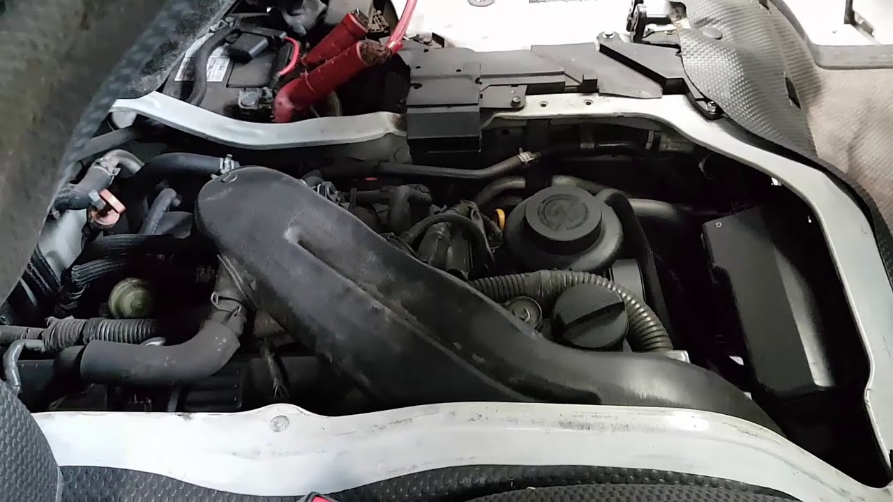 WRECKING 2013 TOYOTA HIACE 2.7 AUTOMATIC (C27065) - YouTube