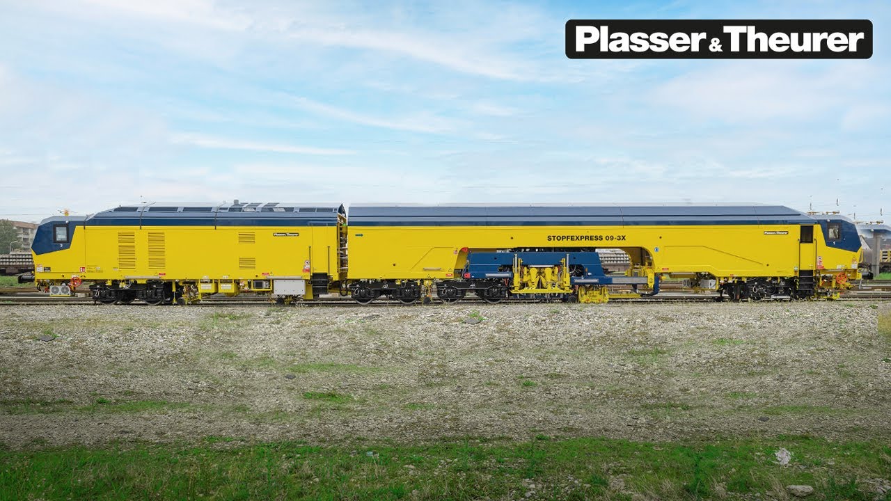 Tamping with the 09-3X – Plasser & Theurer - YouTube