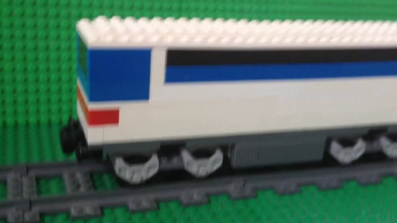 Train SNCF Lego BB 17000 - YouTube