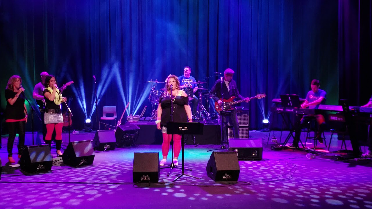 Jeanette Cottreau @Totally 80's "Manic Monday" - YouTube