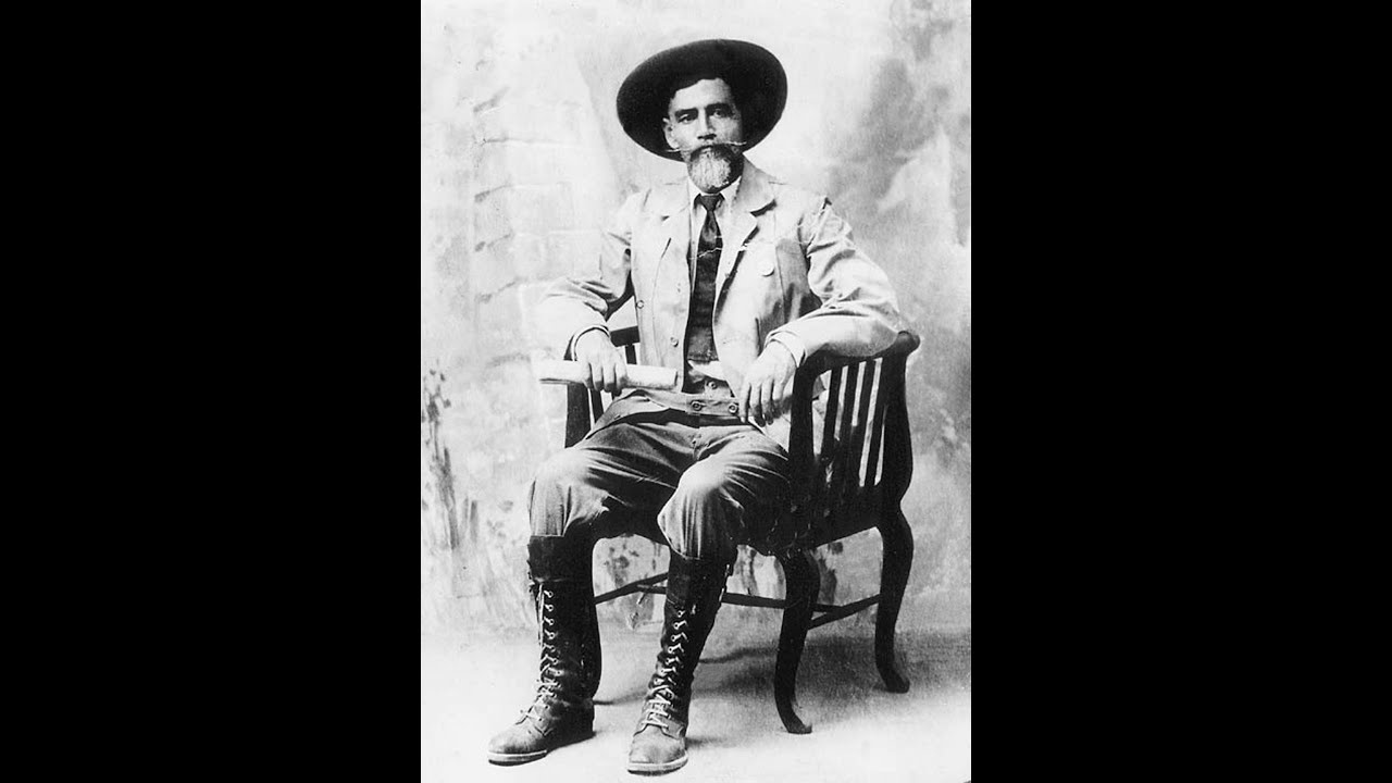 General Maximo Castillo - YouTube