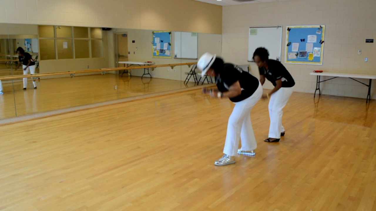 Qween Sheila & The Line Dance Connection - WhatUp Boo Line Dance - YouTube