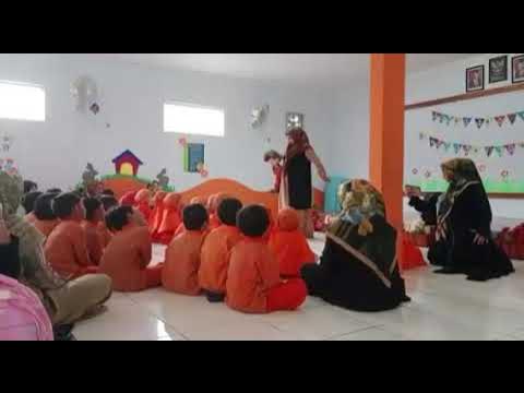Kisah Aisyah anak Sholehah bersama Dongeng Ramadhan Ceria Di TK Plus Al-Mubarok Panunggangan ...