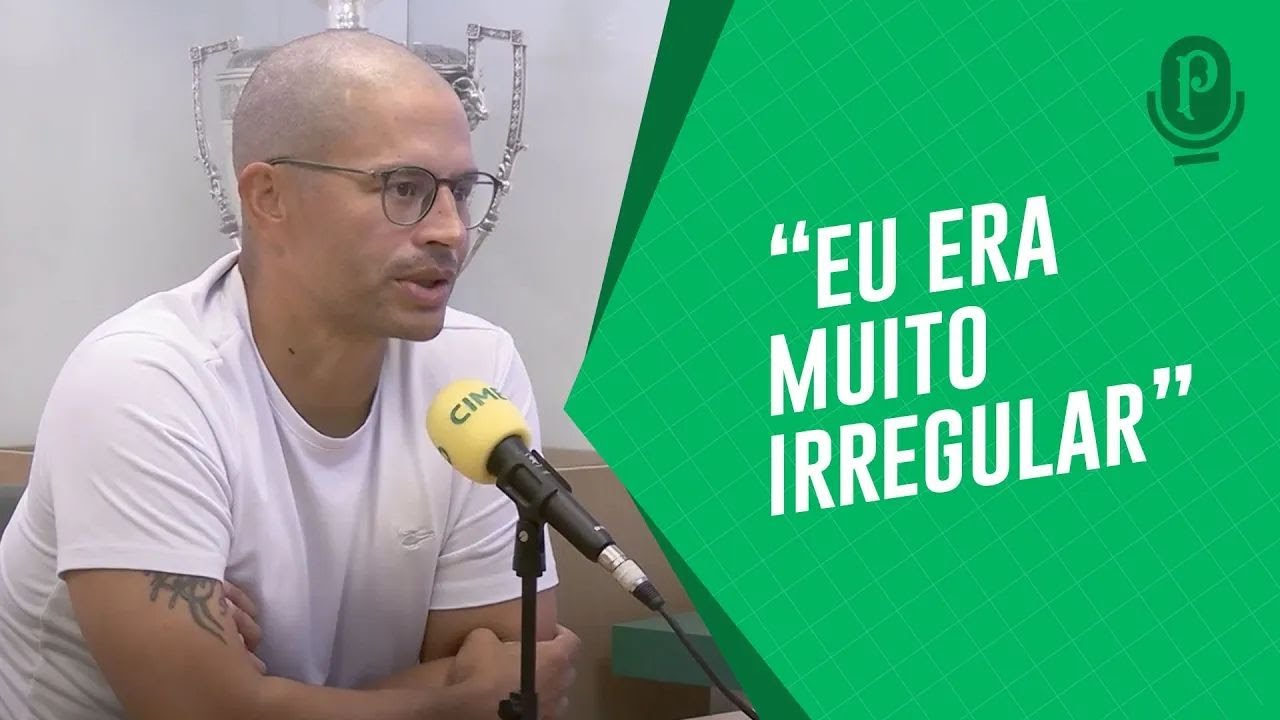 A HISTÓRIA DE SUPERAÇÃO DE ALEX NO PALMEIRAS - YouTube