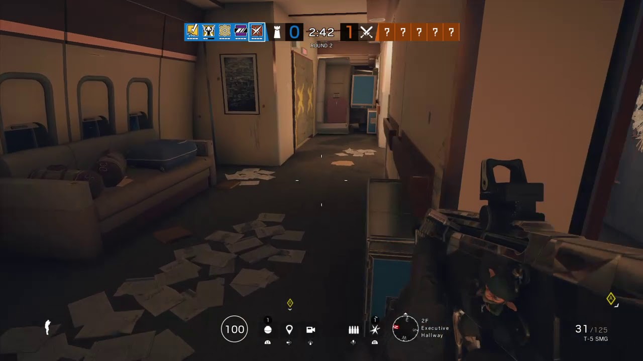 Rainbow Six Siege - Track the runner - YouTube