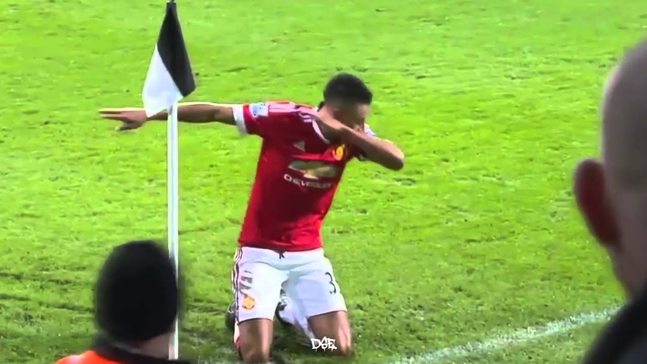Lingard Dab - YouTube