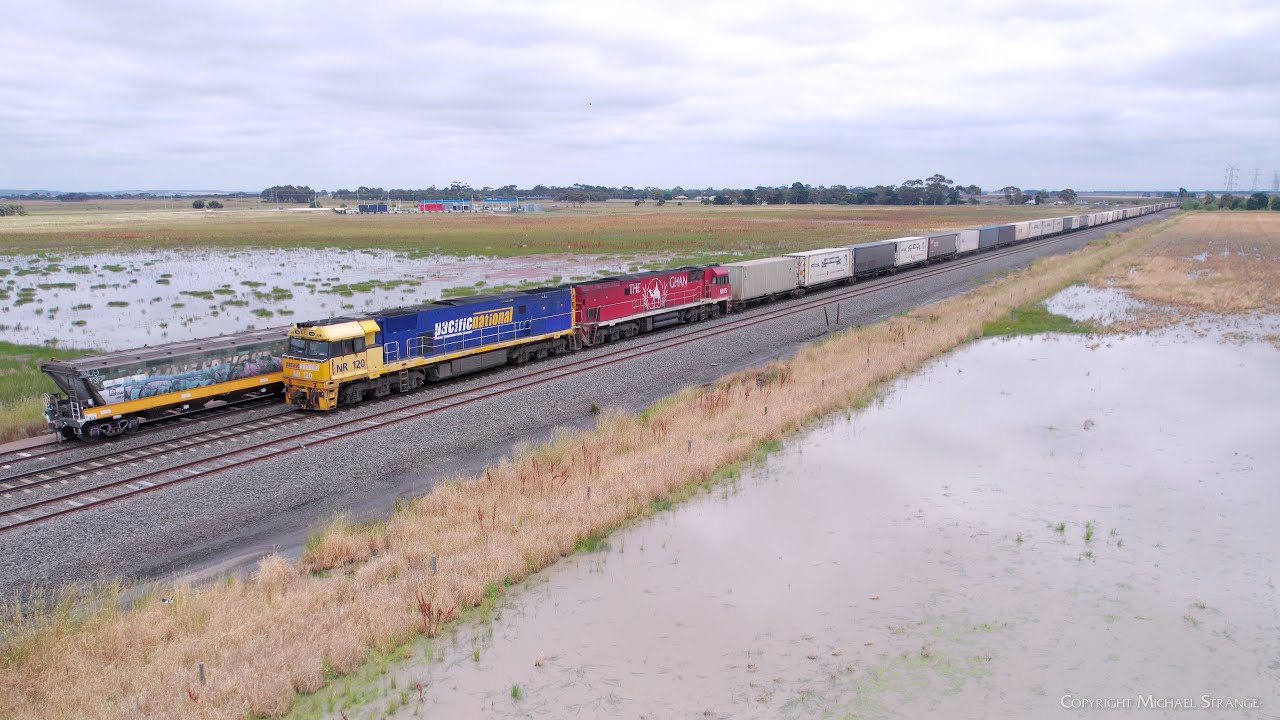 3PM7 Pacific National Container Train (23/12/2022) - PoathTV Australian ...