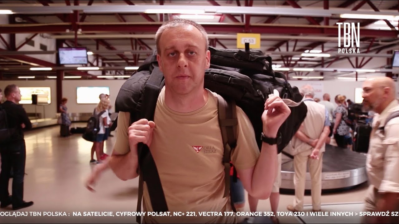 Polak ratuje niewolnice ISIS. Bartek Rutkowski - TBN Dzikie Serca - YouTube