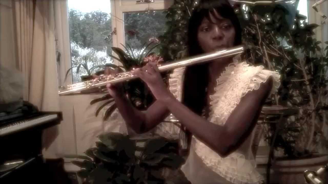 Joy Carter Comedian plays flute favourites - YouTube