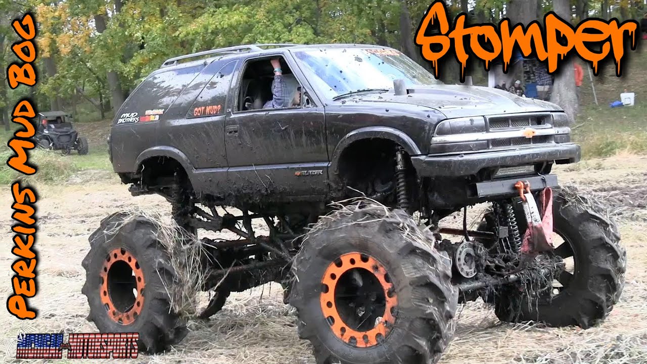 Stomper Mega Truck Perkins Fall Bog 22 - YouTube