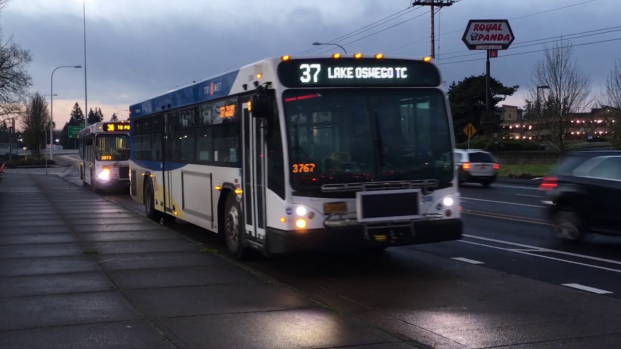 TriMet 2014 Gillig Low Floor BRT #3246 on line 37 - YouTube