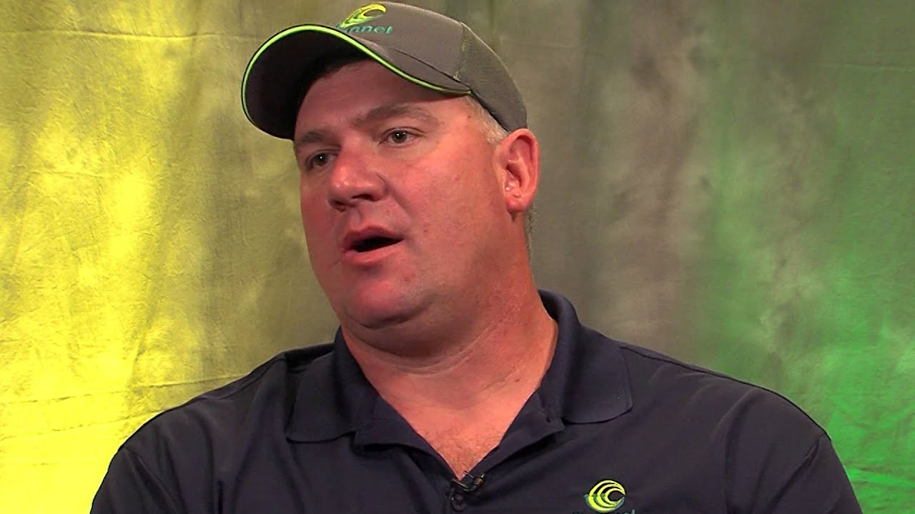 Channel Seedsman Jim White, Waverly, Iowa - Soybean Disease Management ...