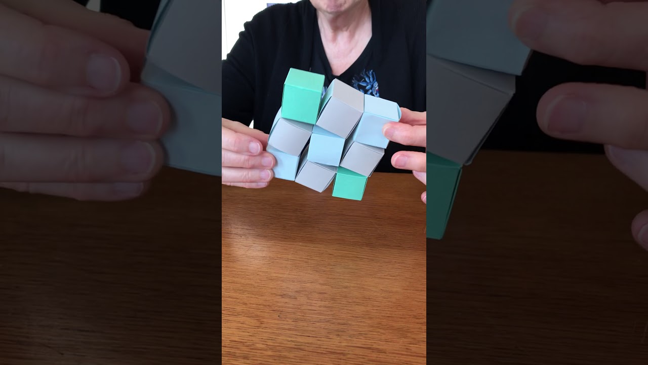 Dancing cubes - YouTube