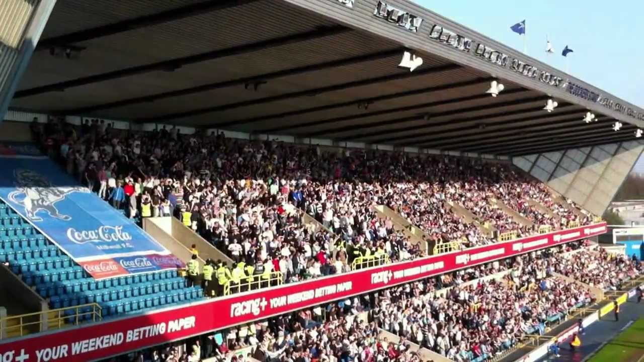 Millwall V Leeds - Leeds Fans Mocking the Millwall chant 2012 - YouTube